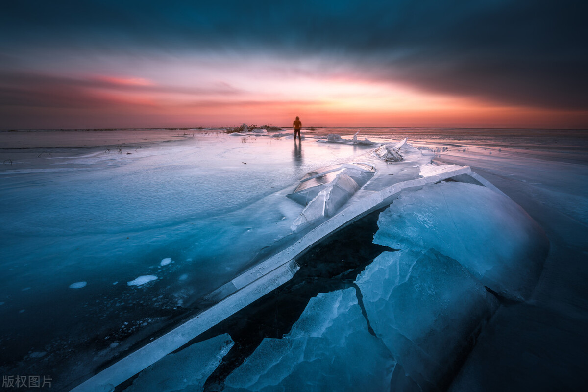 What is left is brush and ink, and what is forgotten is Feibai——Read Yu Pingbo's "A Dream of ...