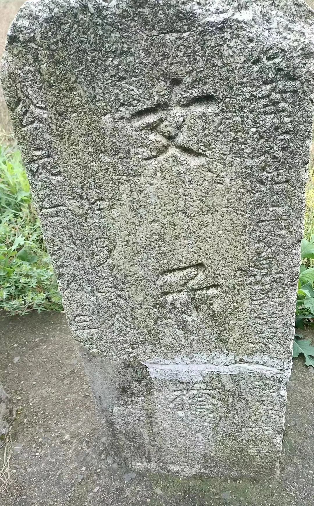 The Poet's Lian Chan Women's Bridge——With this colorful stone, the ...