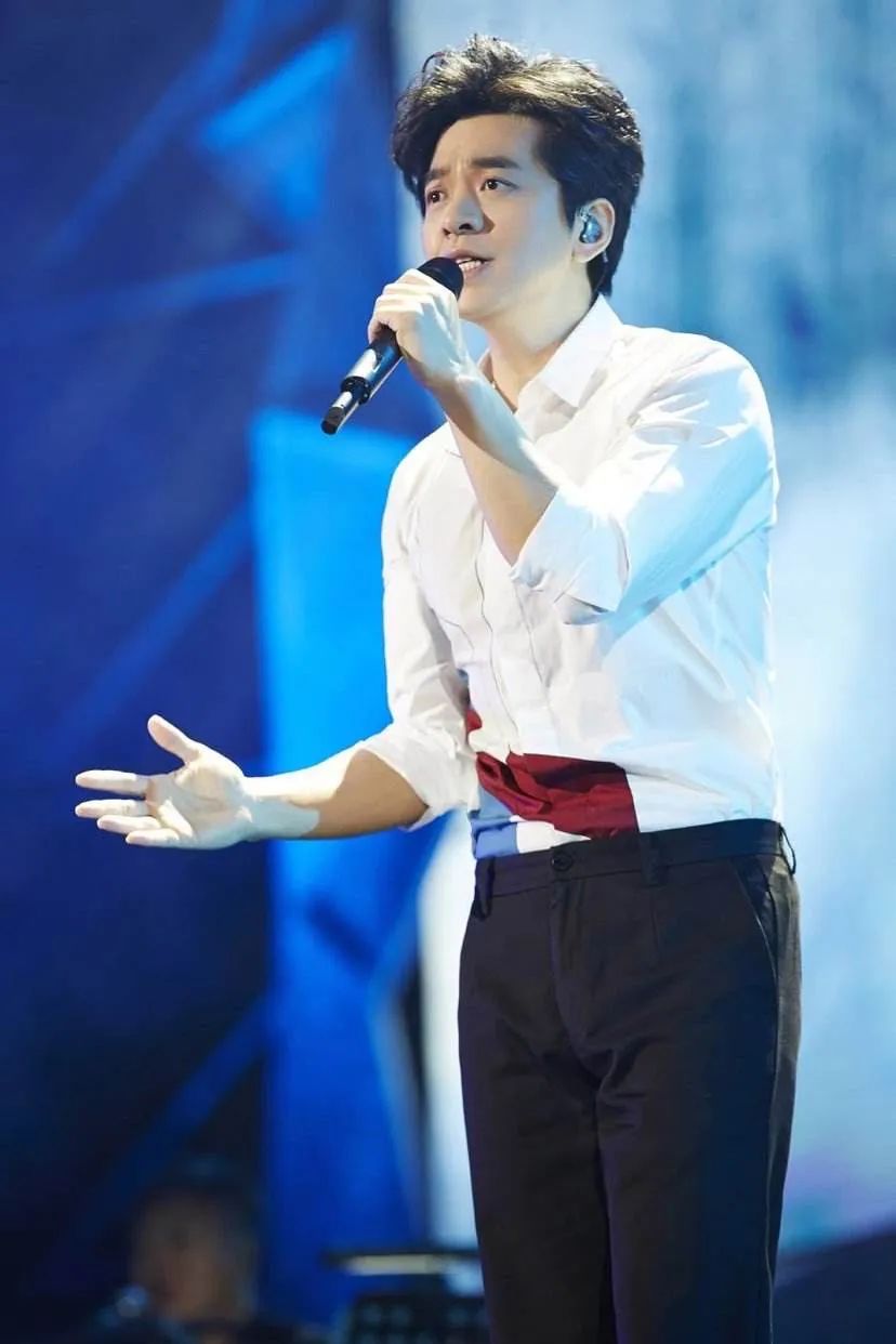 40 million people listened online to Li Jian being healed by gentleness ...