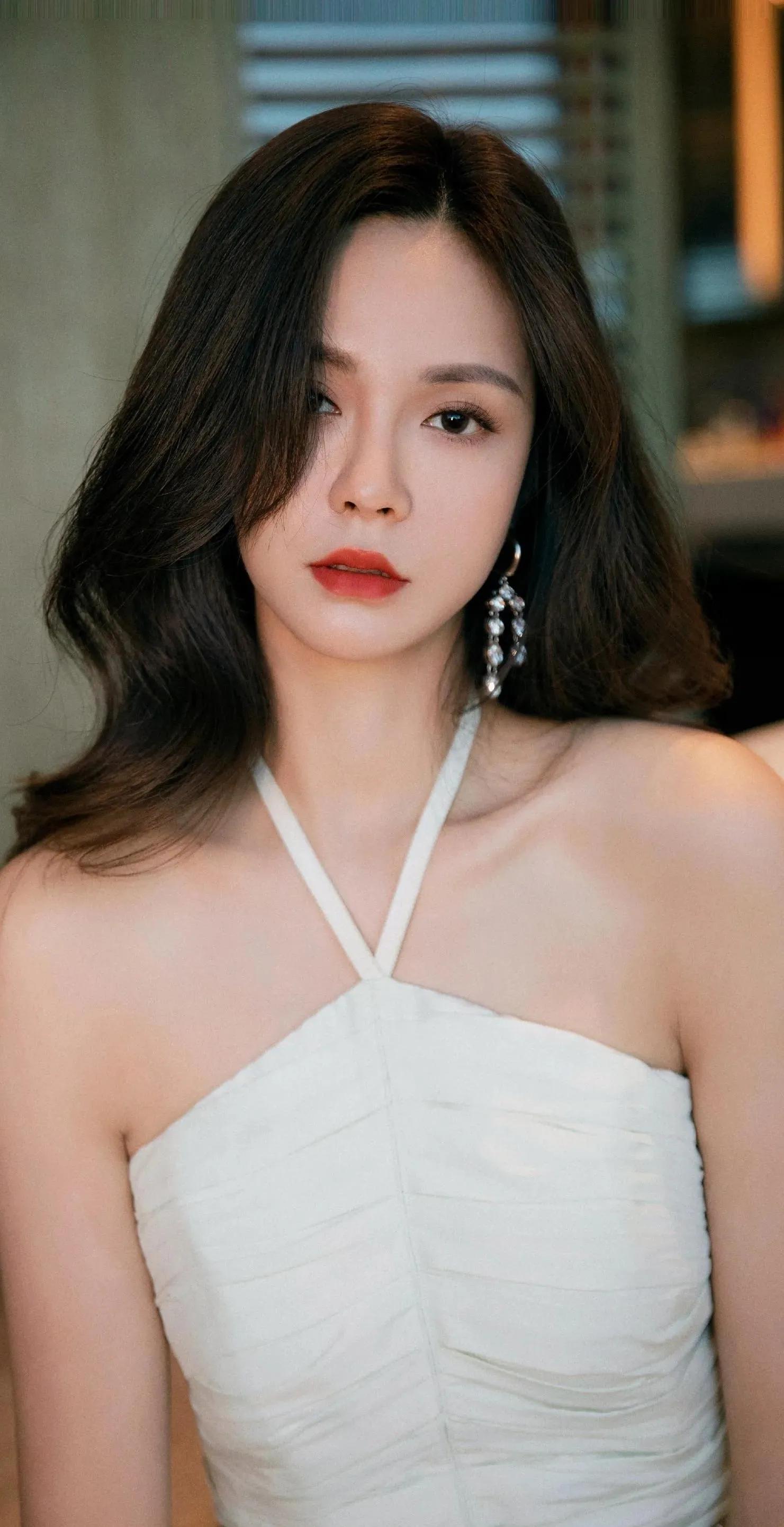 Appreciation of star beauty pictures: Hunan beauty Shen Mengchen - iMedia