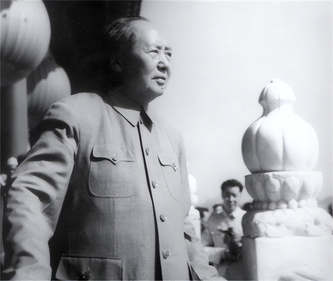 Mao Yuanxin is 80 years old this year. He came to Shaoshan after ...