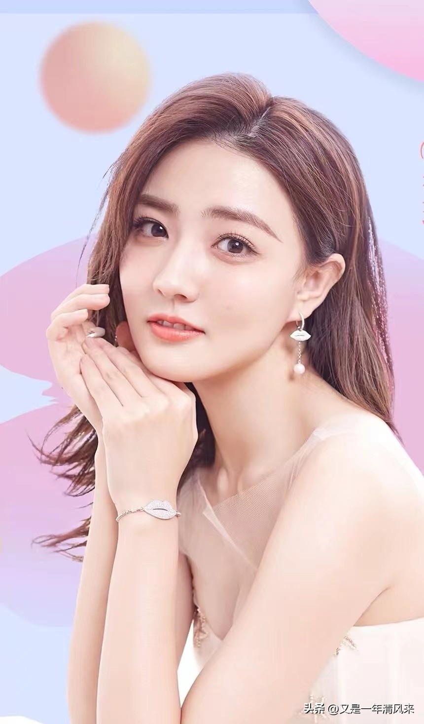 I don't know how my sister is when I was young--Xu Lu (2) - iMedia