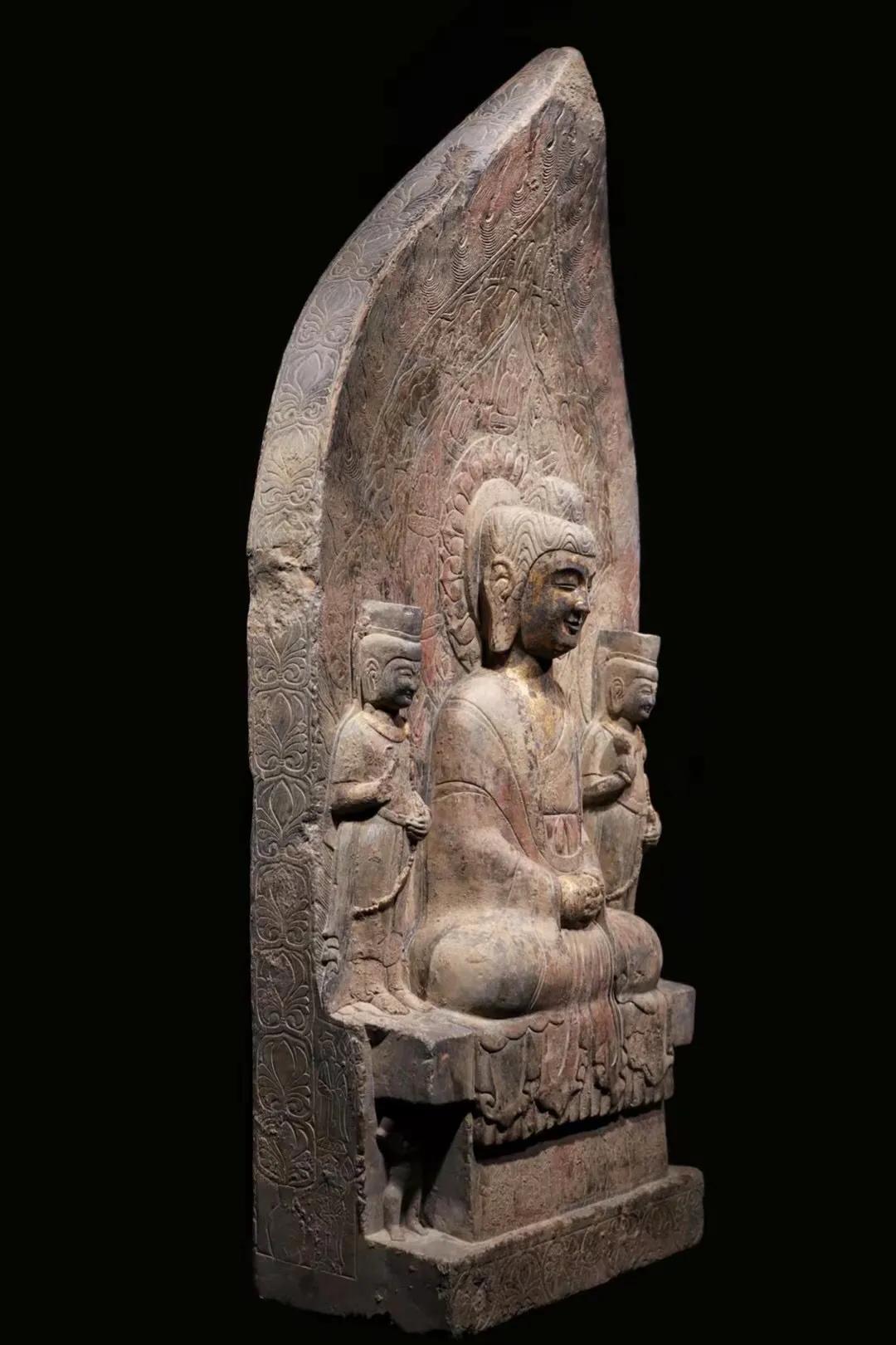 Three statues of the Northern Wei Dynasty - iNEWS