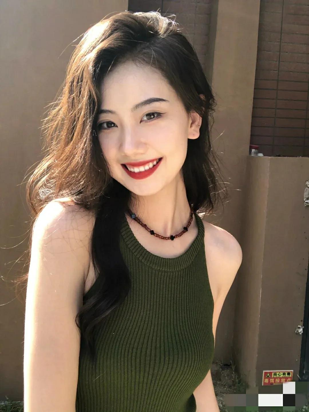 Who is more suitable for me and Tang Wei to play Wang Jiazhi - iNEWS