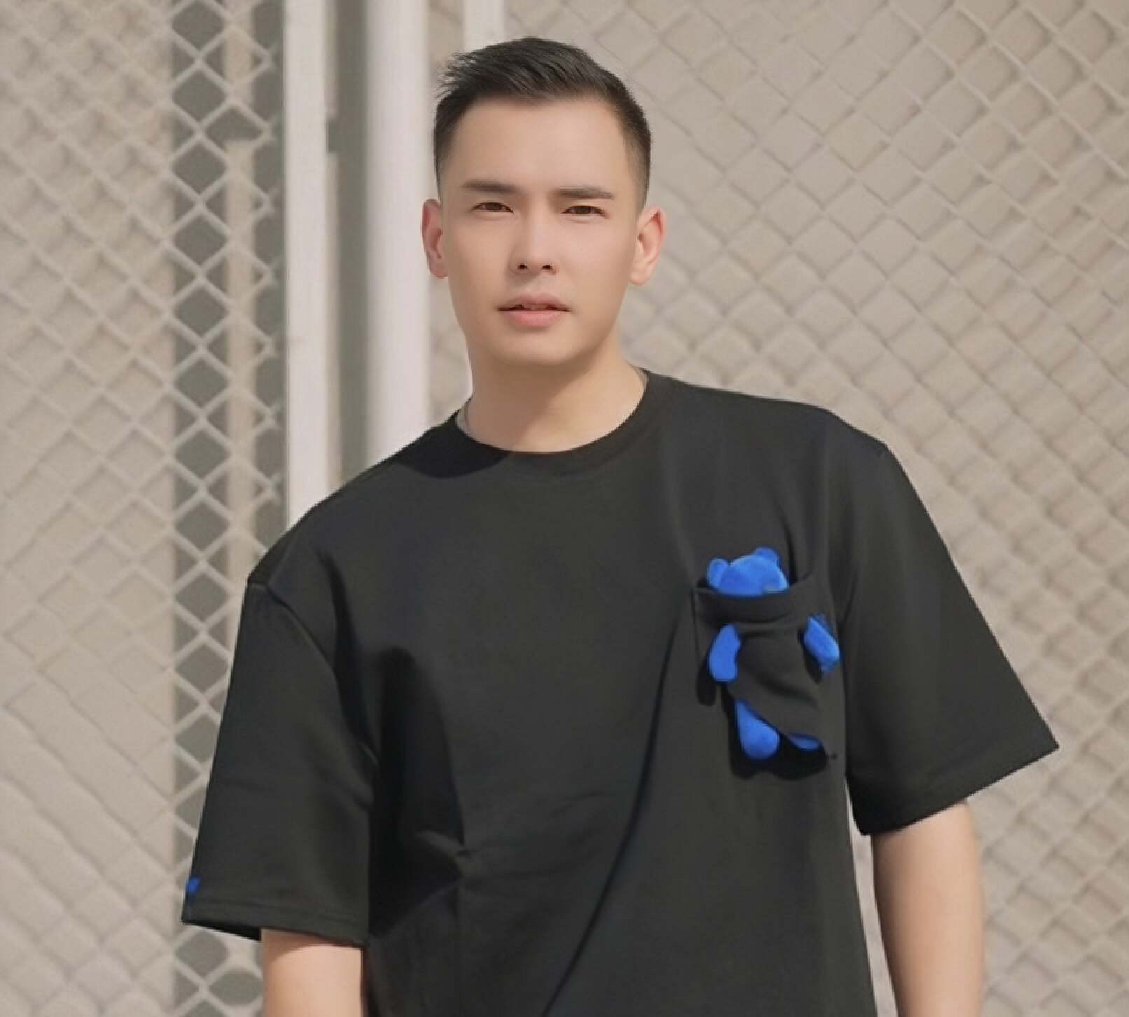 The well-known Hong Kong actor came back to film a drama, with a strong ...