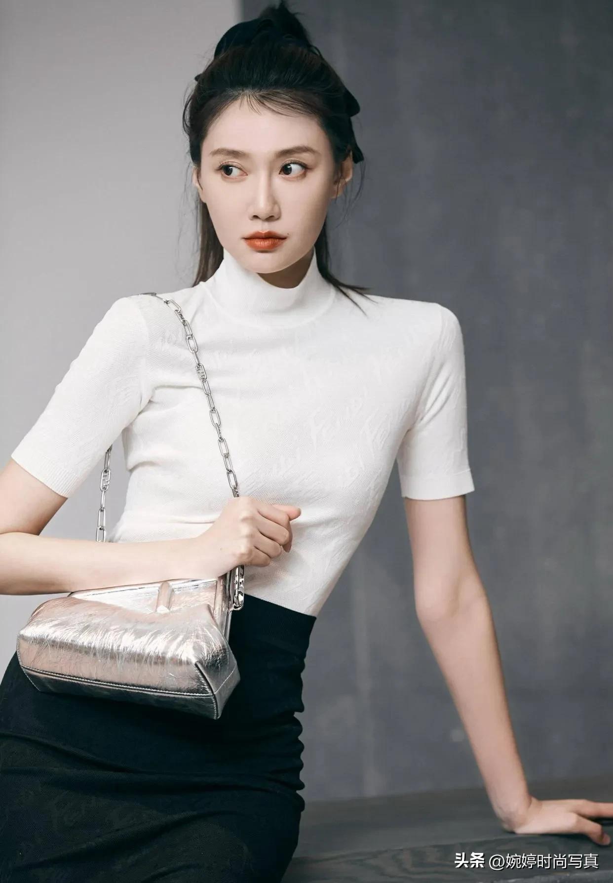 Fashion Photo Series: Li Siyu's outfit is cool and good-looking - iNEWS