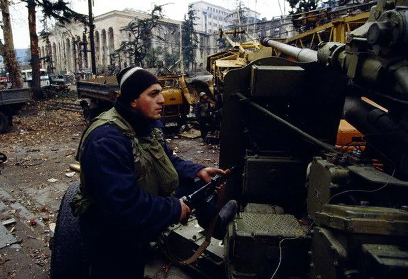 Old Photo: Georgian Civil War "1992" - iNEWS