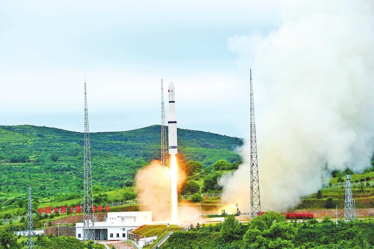 Long March 6 launches 16 satellites with one arrow - iNEWS