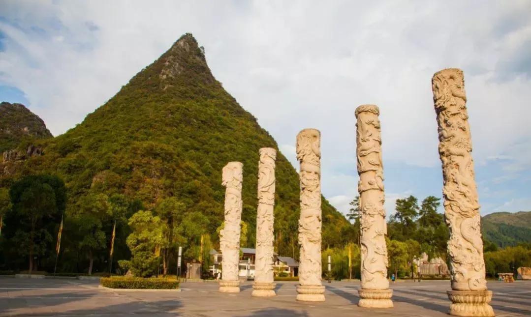 Emperor Shun: One of the Three Emperors and Five Emperors, died during ...