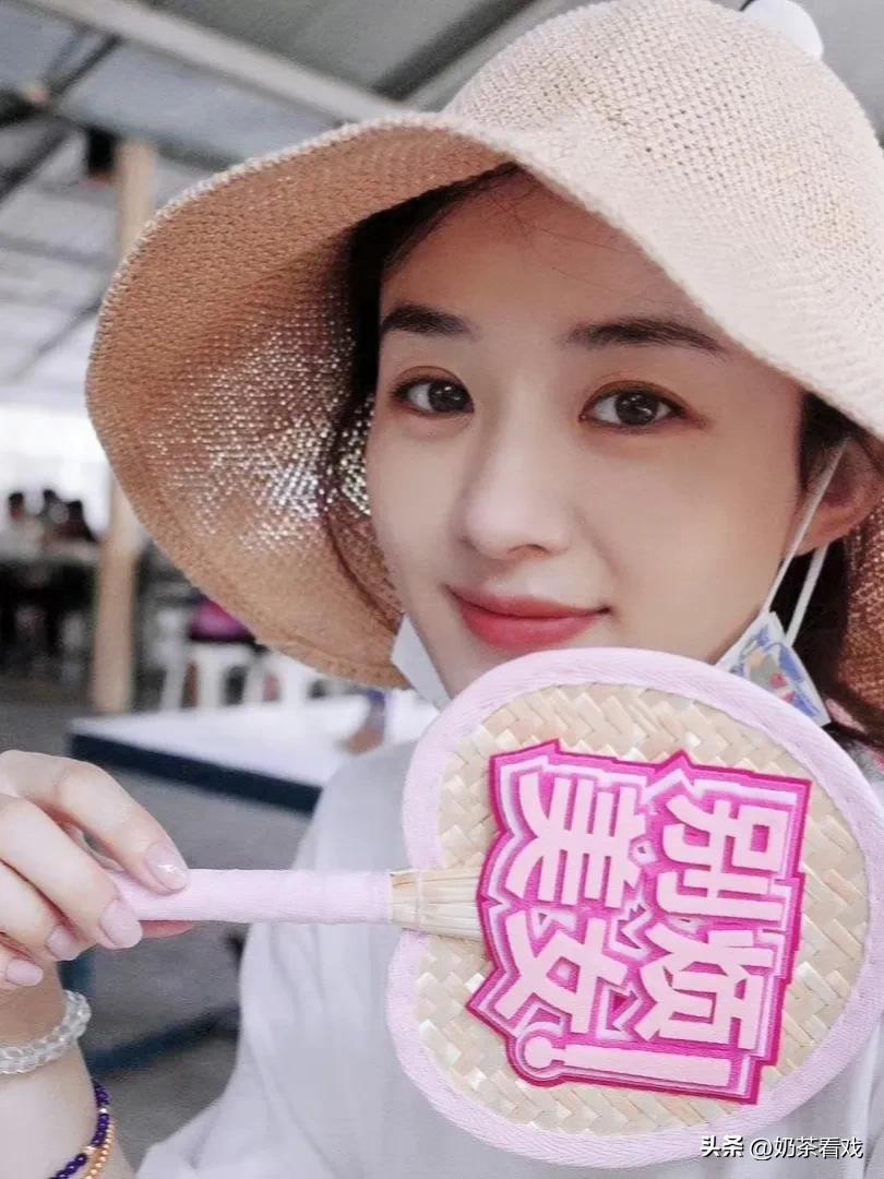 Zhao Liying and Liu Ke traveled to Thailand, and the beautiful photos ...