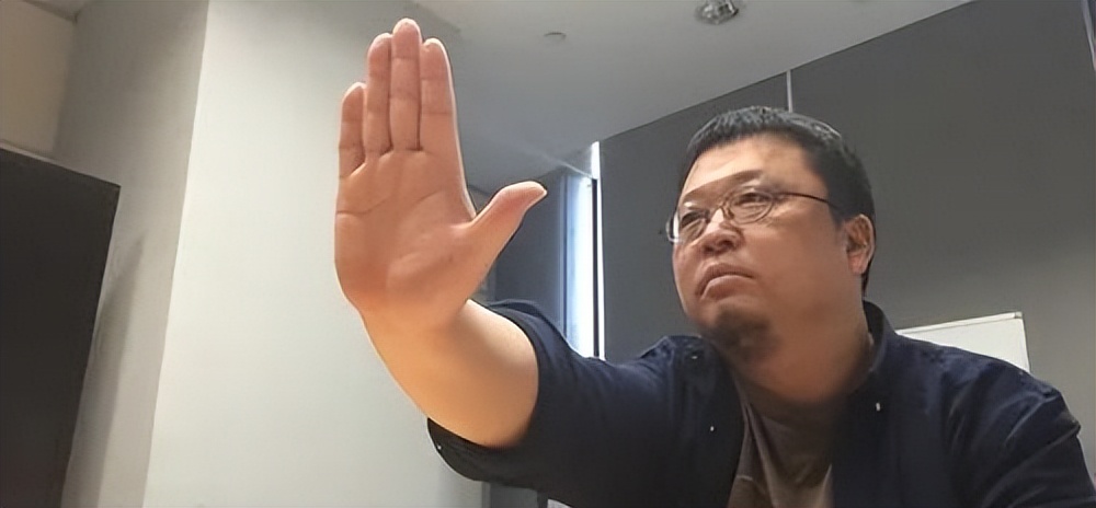 Luo Yonghao is sad, Ren Zeping looks bad!Smart Island is no longer a lifesaver for Apple's ...