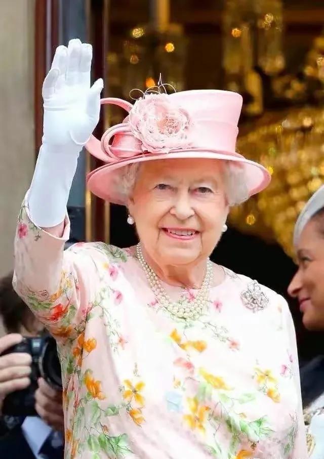 The elegant queen of England: a few things that have been done by hand ...