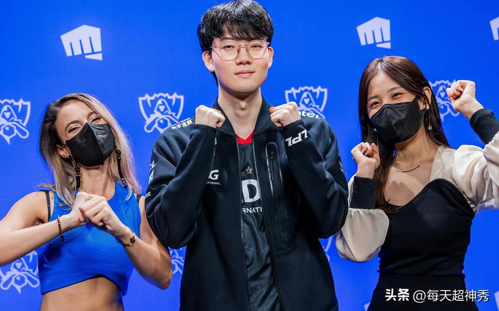 LPL轉會期大變動！Doinb放出消息，多位隊員斷開連接 - 資訊咖