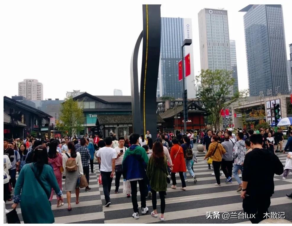 "Fast play and slow work", go to Daci Temple in Sino-Ocean Taikoo Li ...
