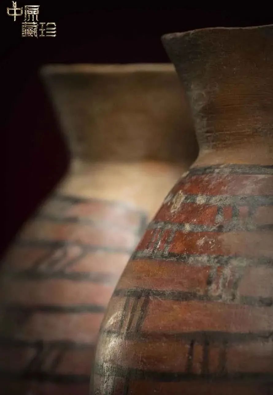 One cultural relic a day: Neolithic painted pottery double pots - iNEWS