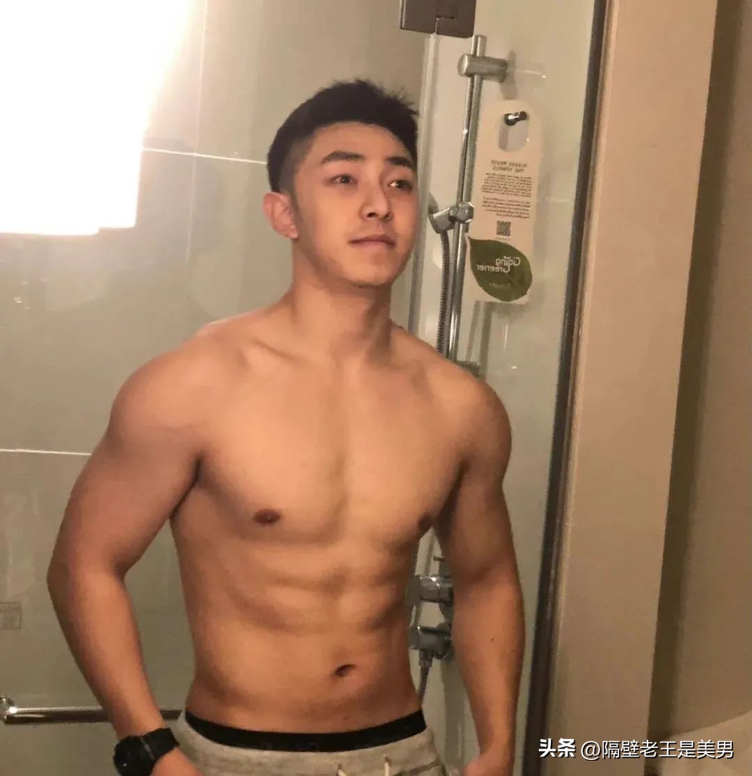 Qiao Jiesheng, the super handsome former all-around sports student, how is he doing now after ...