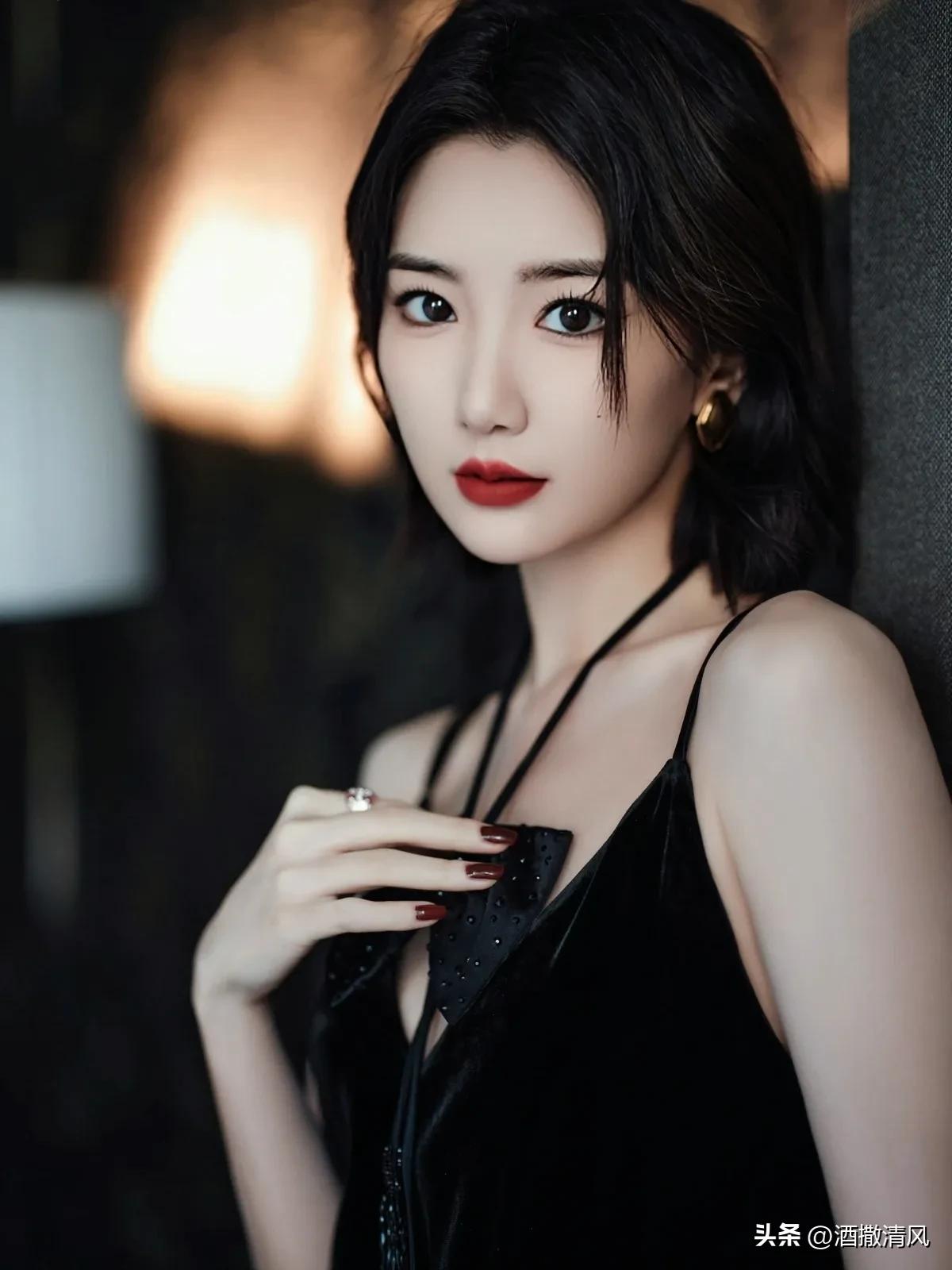 Xiaojiabiyu~Mao Xiaotong - iNEWS