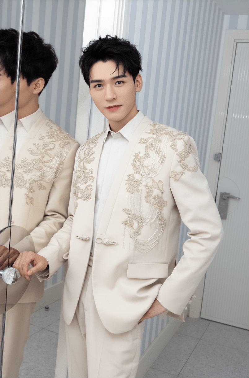 Gong Jun: I am very proud to come to Cannes for the first time, and I ...