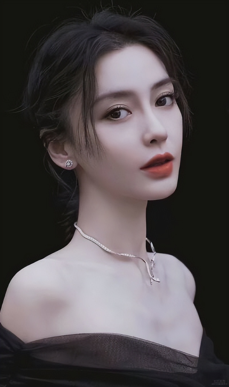 There is a kind of helplessness called "flat butt". These eight ...