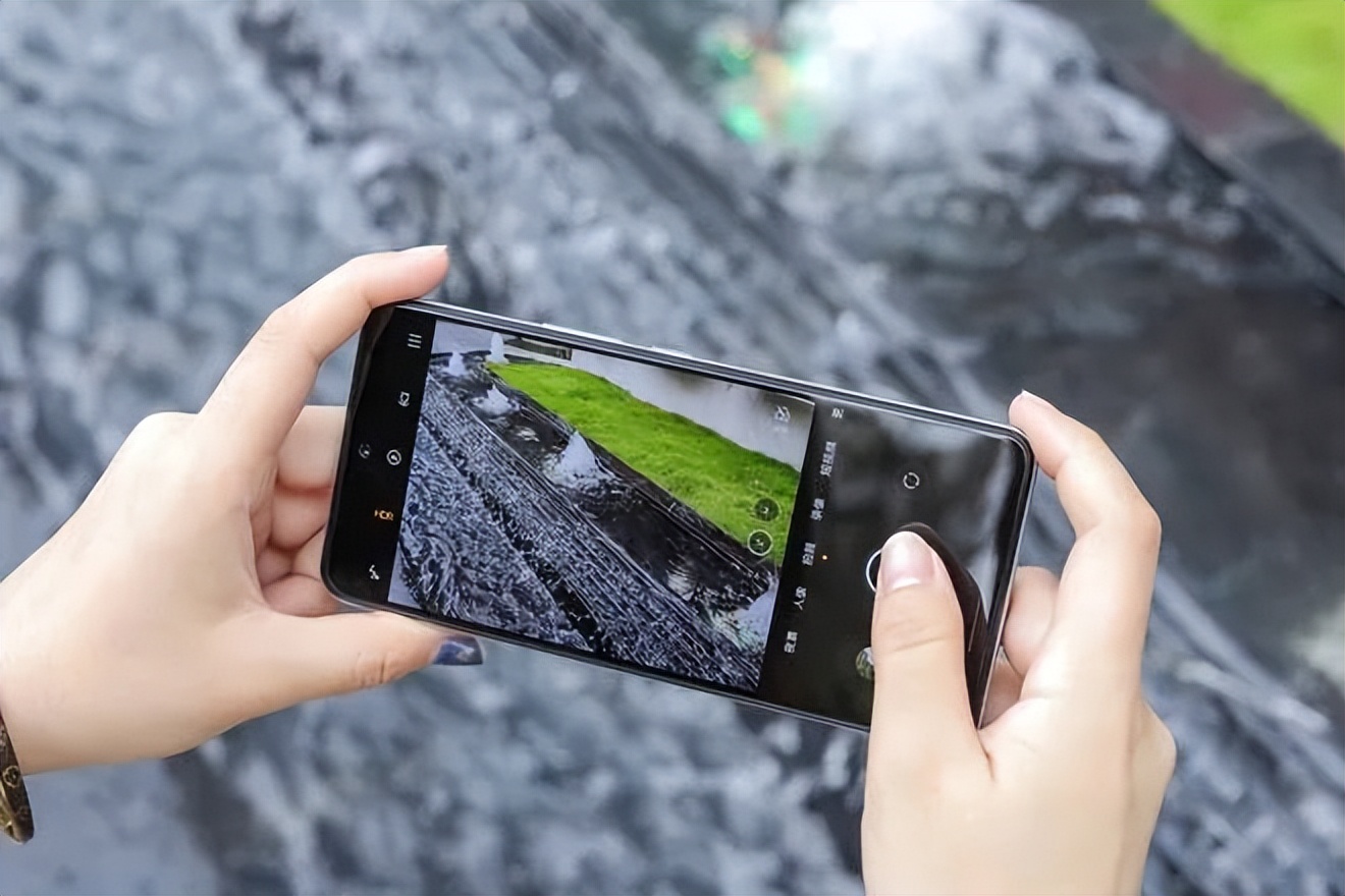 Will mobile phone shooting surpass SLR in the next three years?The era ...