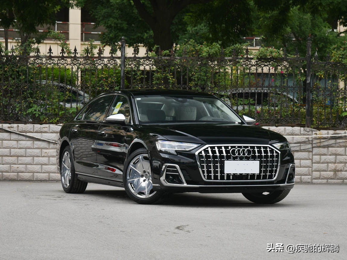 The same 3.0T engine, Audi A8L Horch version and Maybach S480, which car is more aggressive ...
