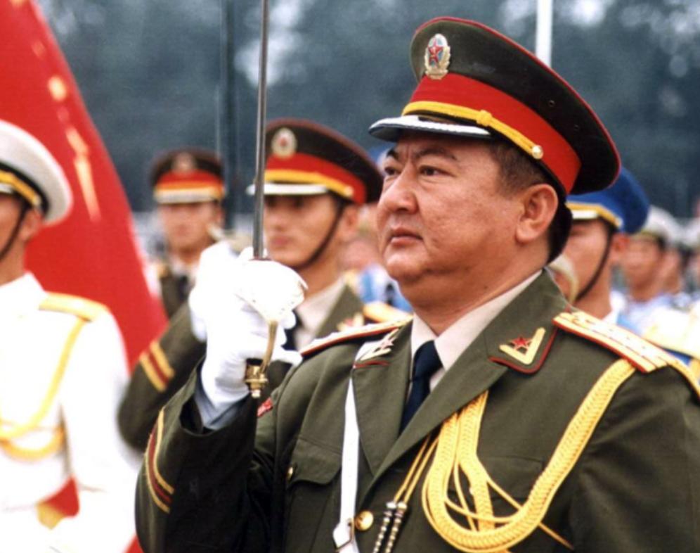 Cheng Zhiqiang, the No. 1 Soldier in the World, was reviewed by more ...