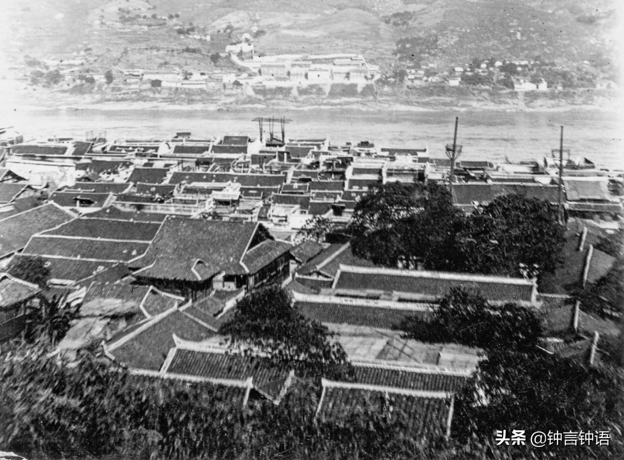 Old photos of Chongqing: a group of large-format photos, clearly ...