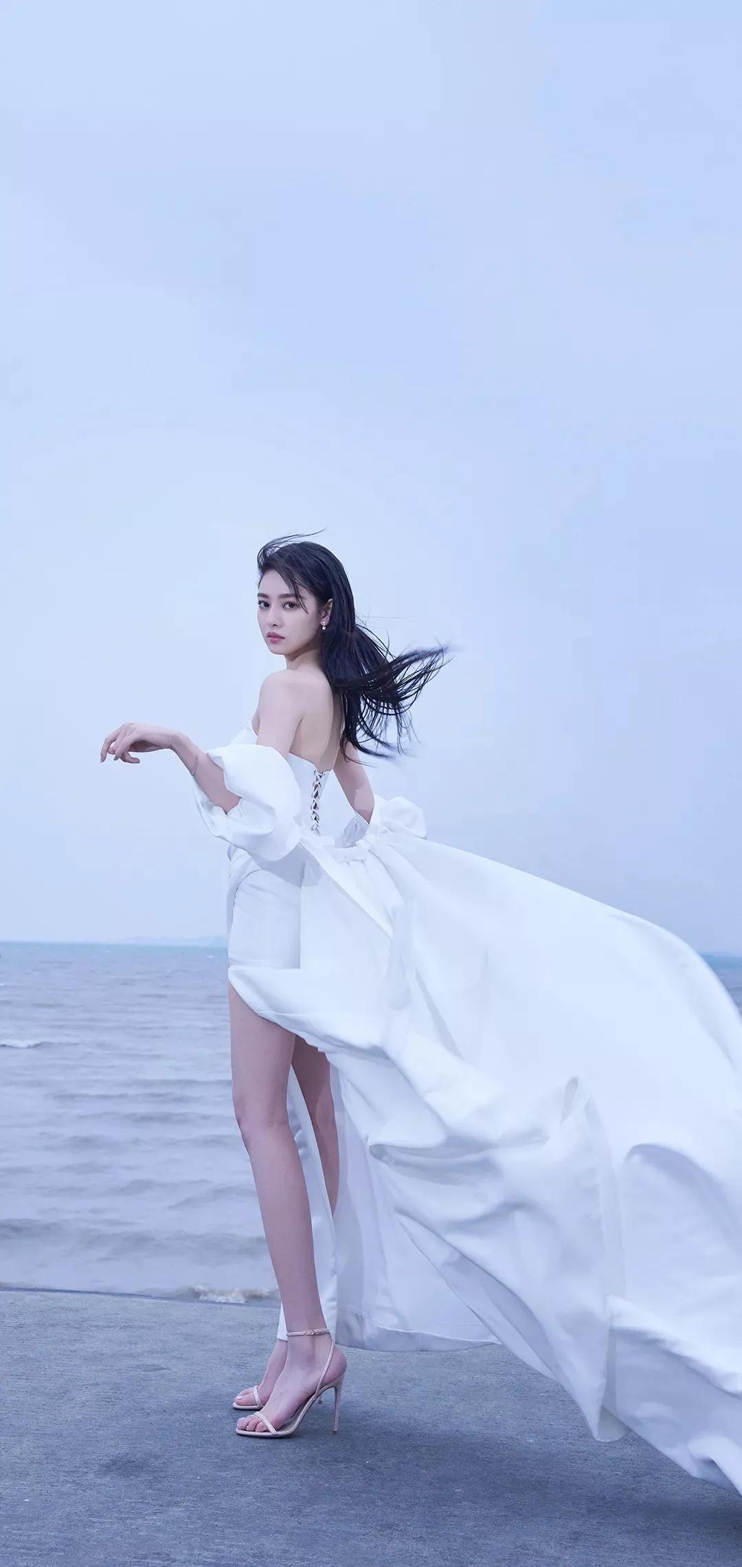 Full screen picture of Zhang Yishang - iNEWS