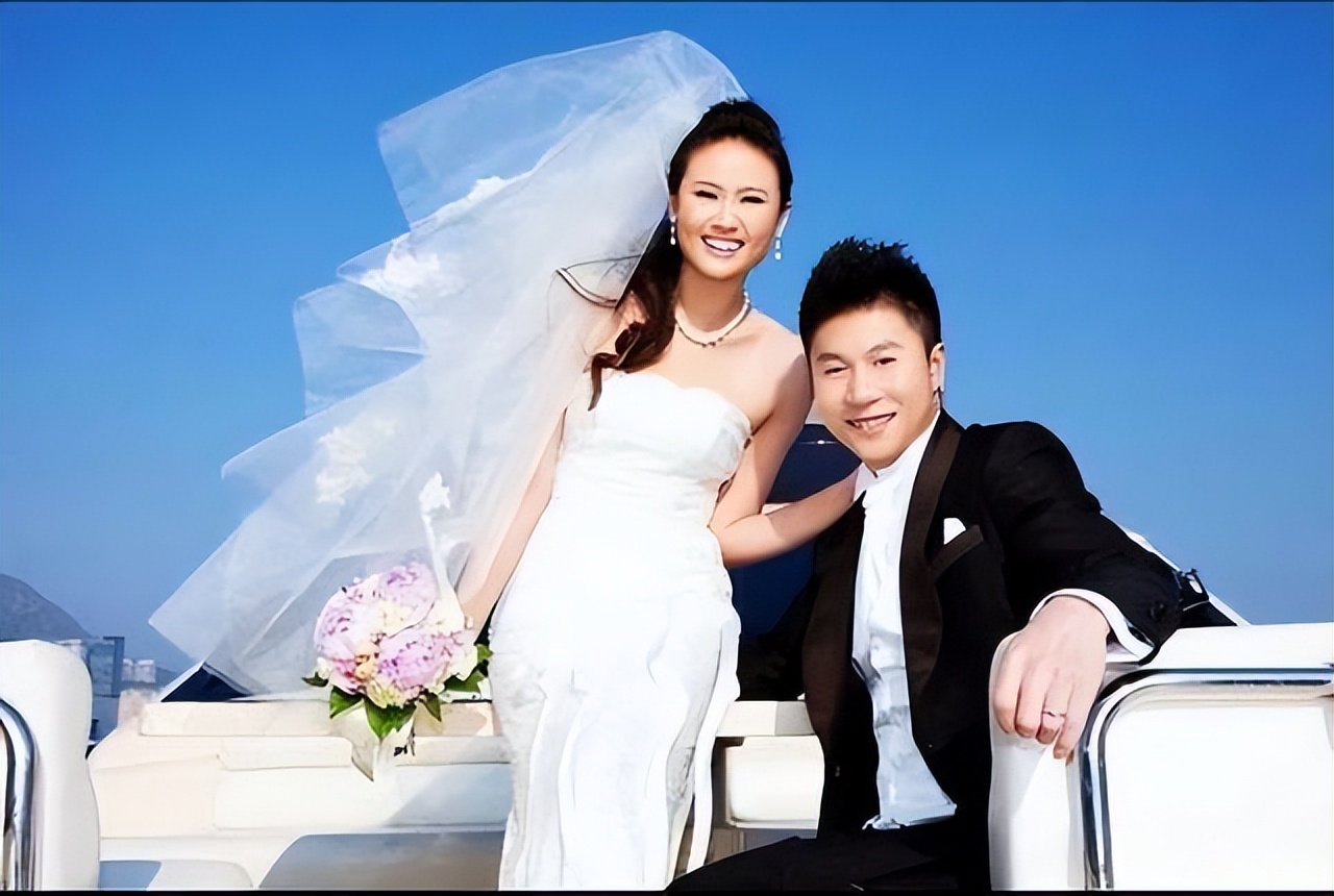 Angie Li angered netizens! Wu Jing was furious when he spoke English ...