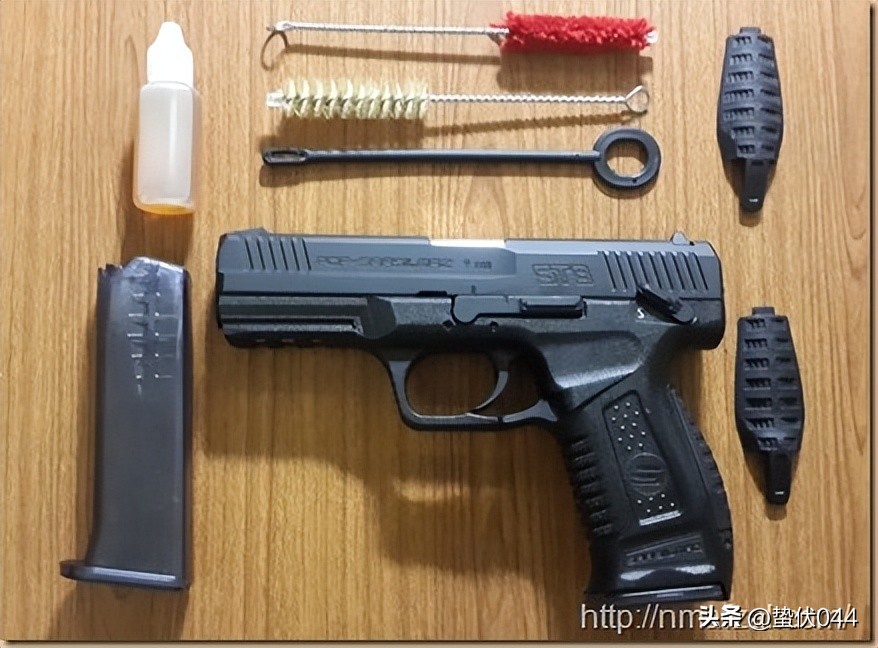 pakistan st9 pistol - iNEWS