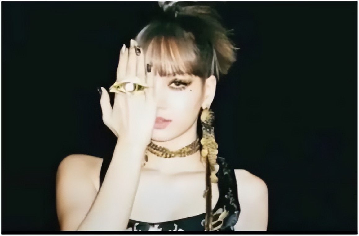 Lisa's striptease at the Crazy Horse show sparked controversy, with ...