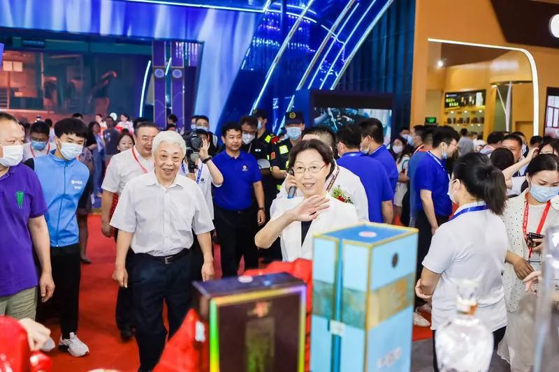 "Double booths" ignited the China Wine Exhibition, why did Renhuai 1935 ...