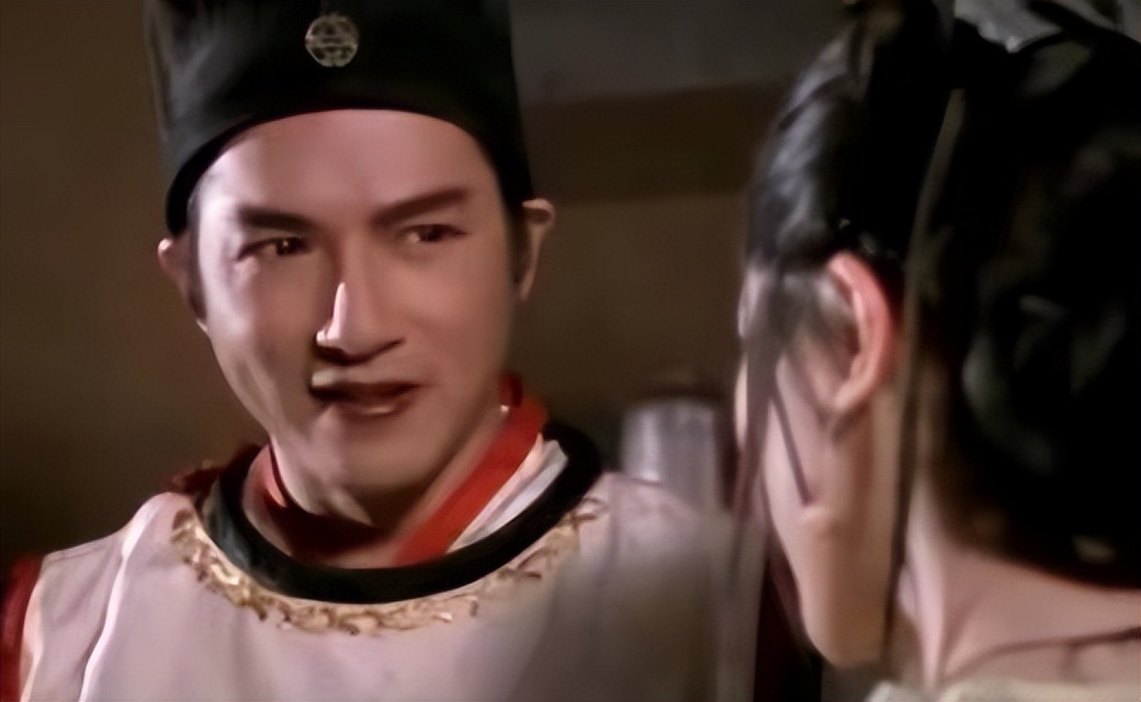 Her name is Yang Simin, and she became popular because of her role in ...