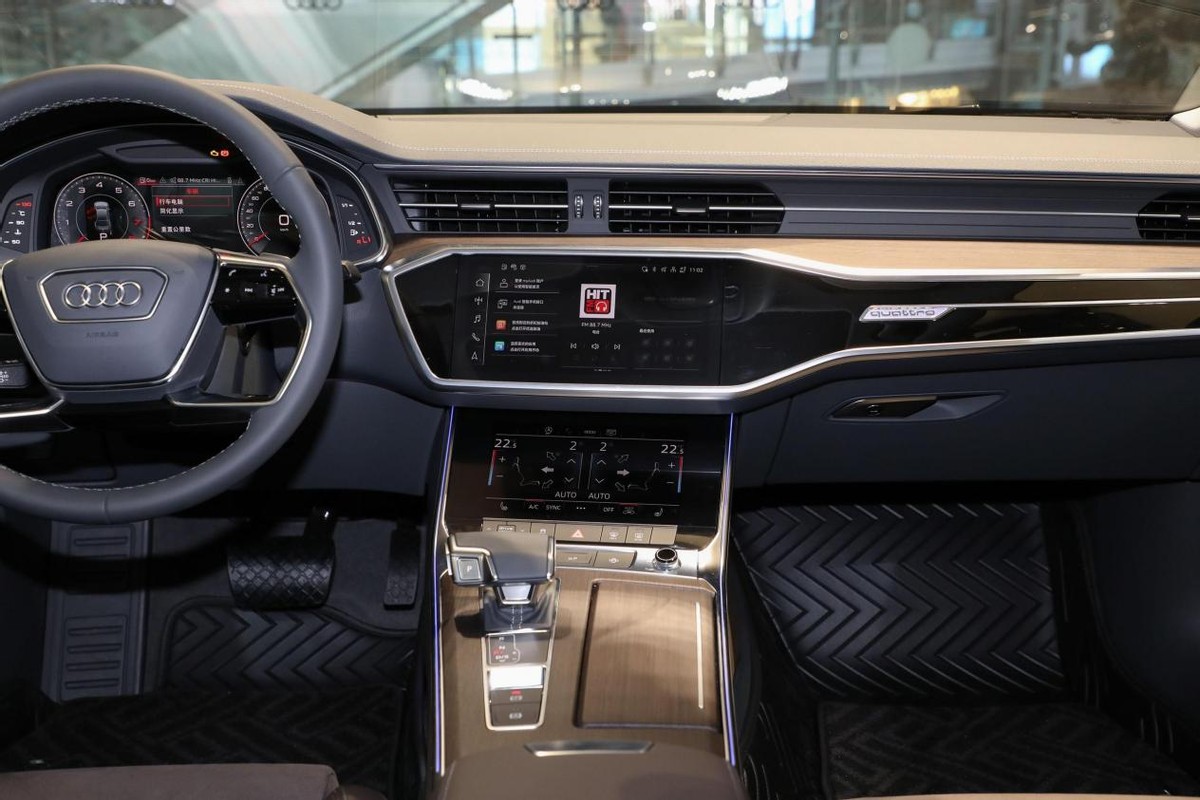 16款車型可選+無框電吸門，上汽奧迪A7L「中看又中用」 - 頭條匯