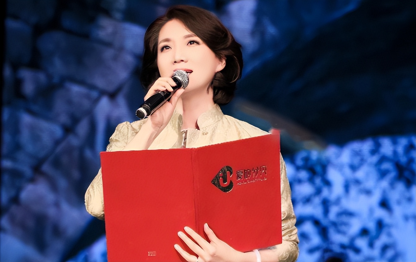 "CCTV Anchor" Li Xiuping: Married once, remarried at 42 is happy, and ...