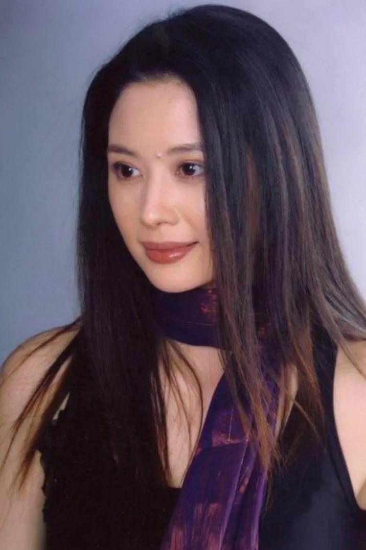 There are classic beauties with "moles" in the film and television ...