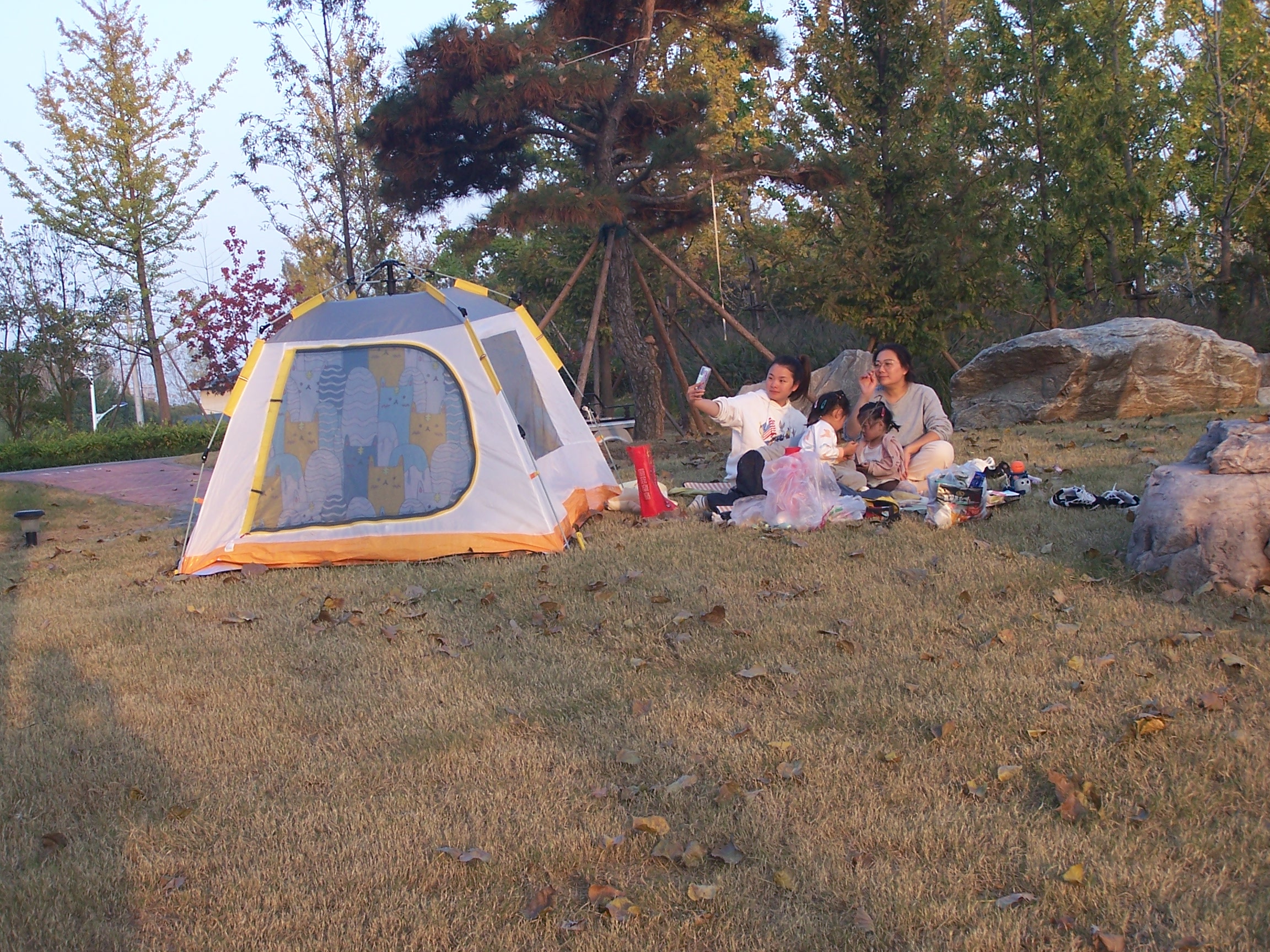 My home is in Luohe - iNEWS