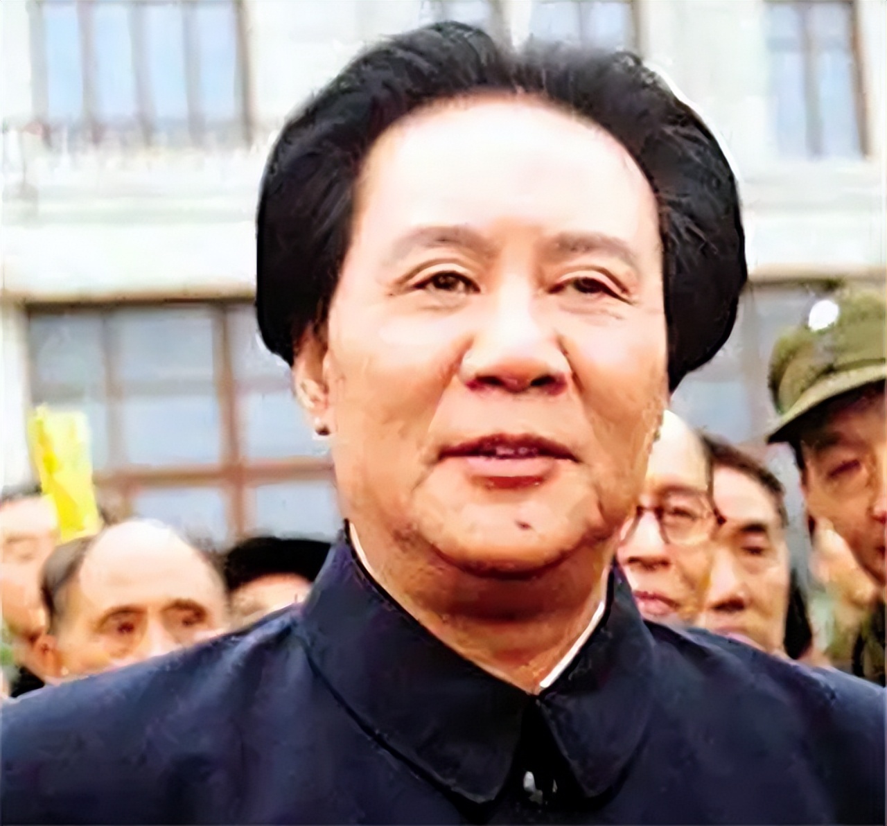 Gu Yue died suddenly in 2005. Before dying, she was short of breath ...