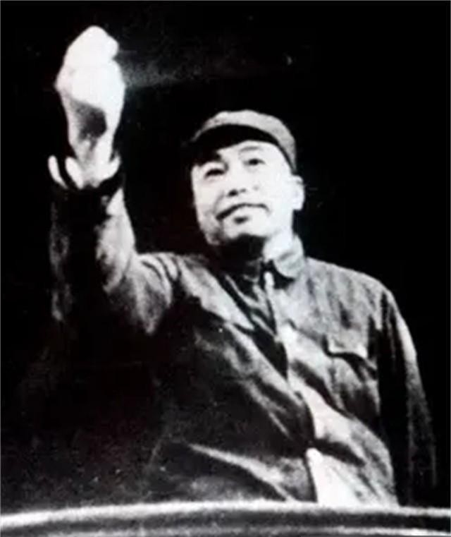 After the capture of Lanzhou, General Peng walked into Ma Bufang's ...