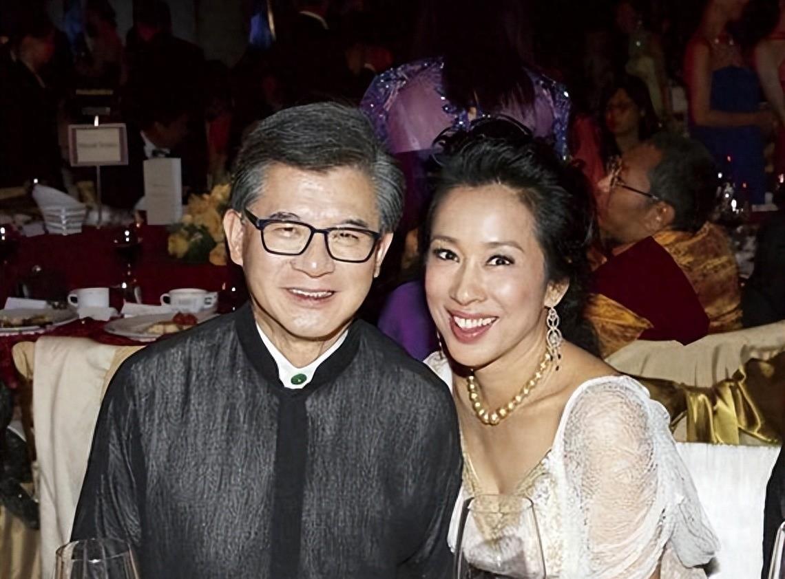 Courage is commendable: Zhu Lingling once again left the wealthy family ...