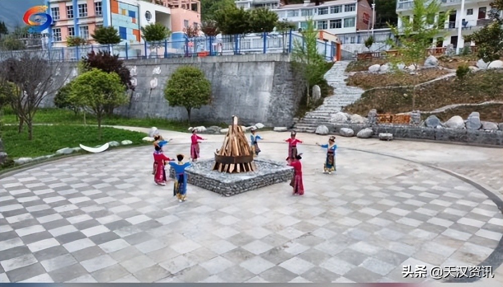 Stone elements are the main elements, and the first township Qiang ...