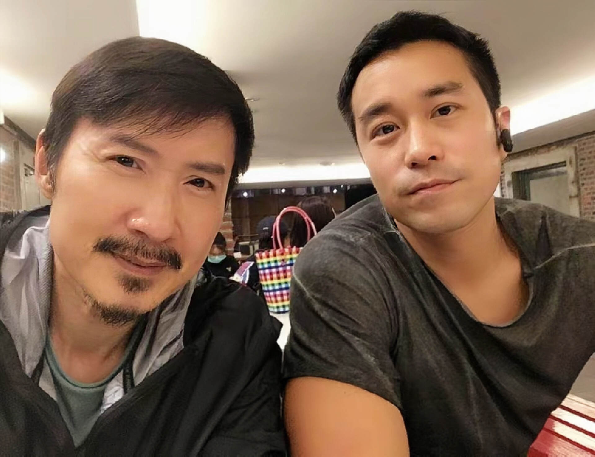 The well-known actor in Hong Kong is back to film dramas! He was paralyzed due to an accident ...