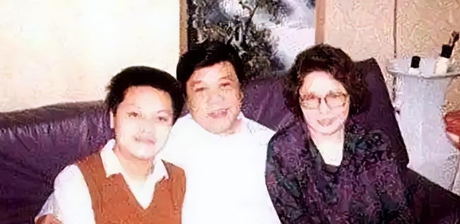 In 2019, Zhao Zhongxiang suffered from a painful pimple on his thigh ...