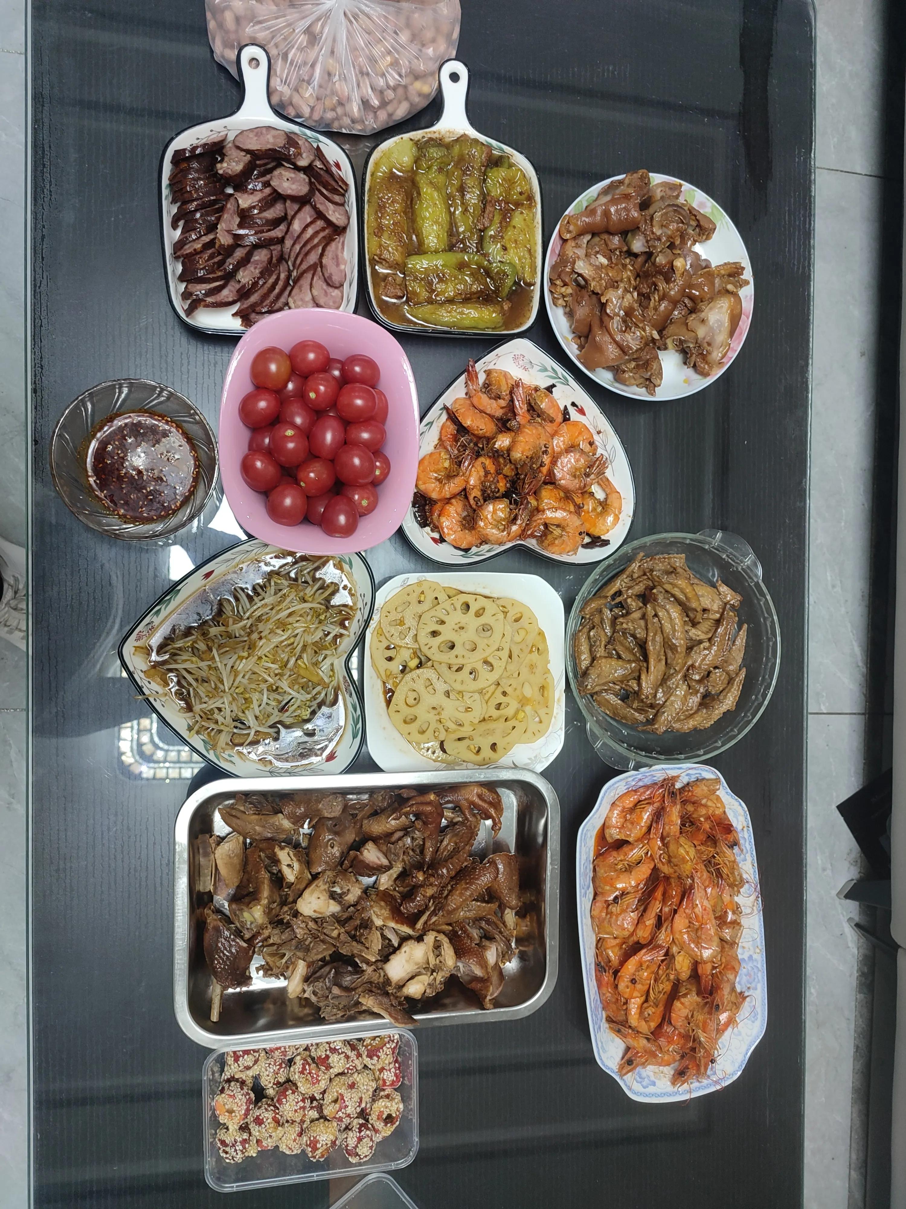 In the evening, my mother-in-law made dumplings, which were delicious ...