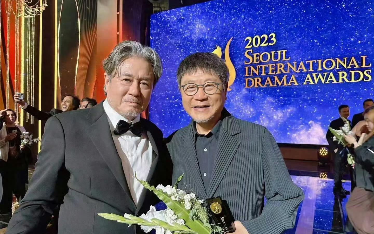 Fan Wei won the Best Actor at the Seoul International Drama Awards for "The Long Season" - iMedia
