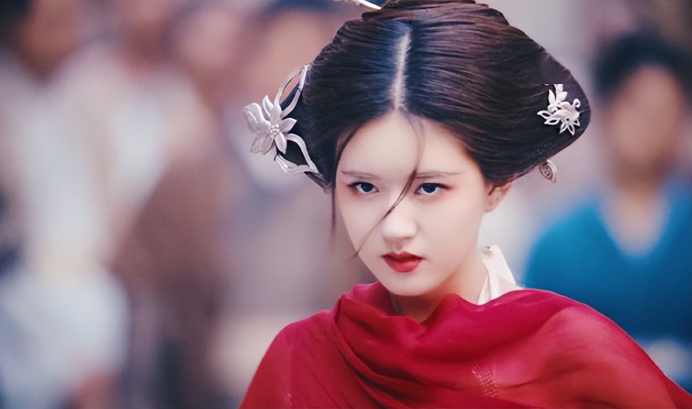 Remember "Chen Qianqian" Lin Qi?Two years later, actor Wei Xiao has become the heroine of an ...