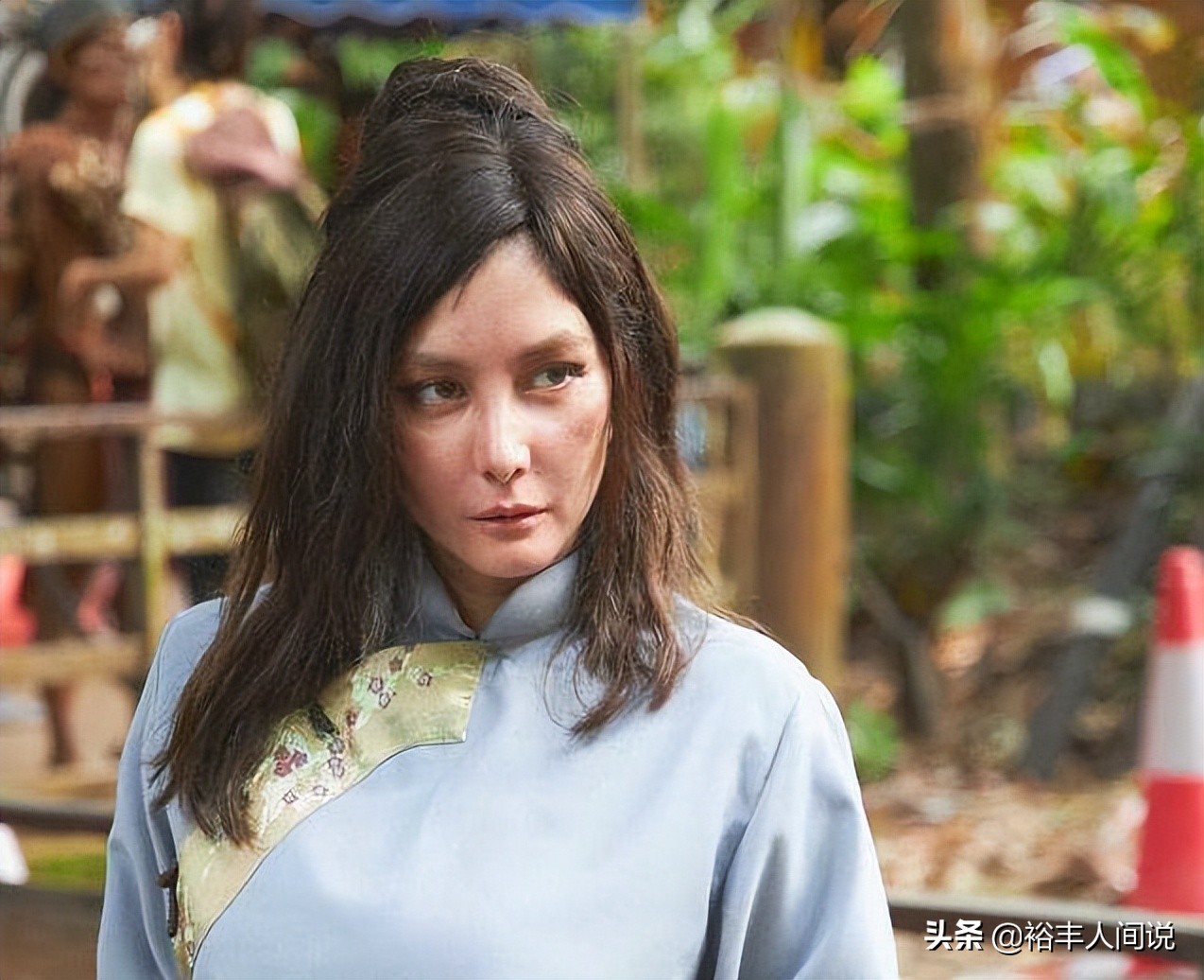 The recent photos of the wealthy daughter He Chaoyi have changed a lot ...