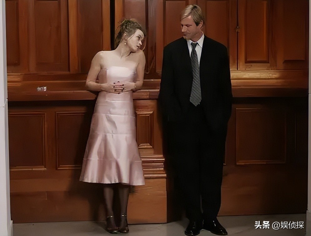 "Conversations with Women" unique dual-screen dialogue format - iMedia