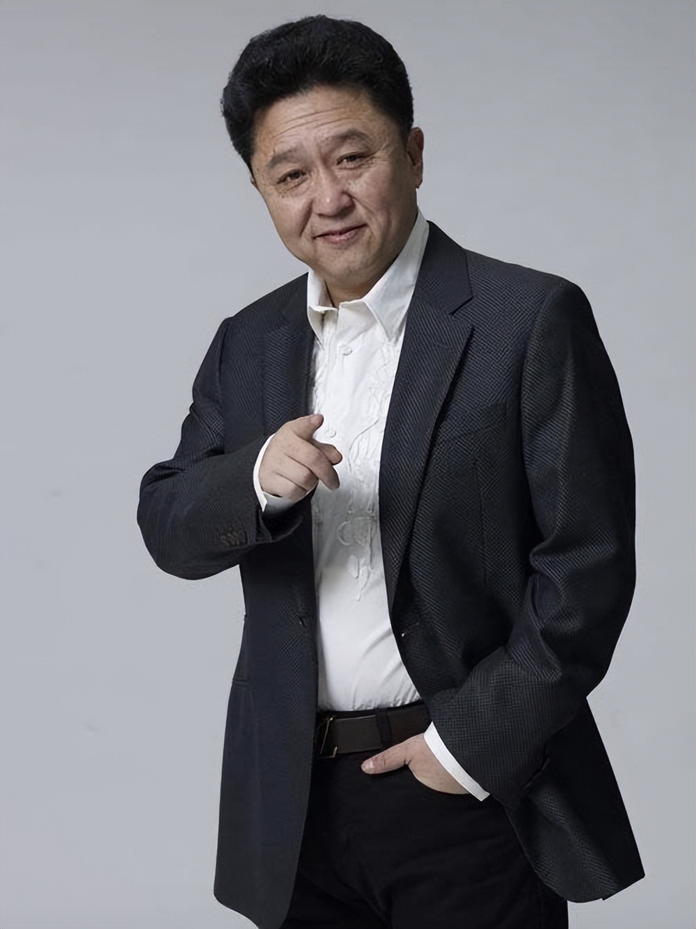 The "Queen of Crosstalk" Yu Qian married a female student who was ten ...