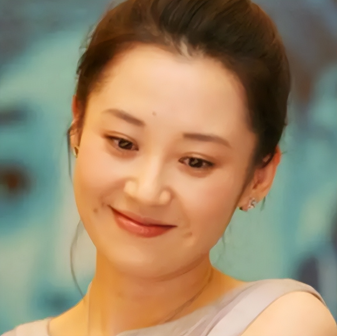 He was admitted to Wuhan University at the age of 14 and cheated at the ...